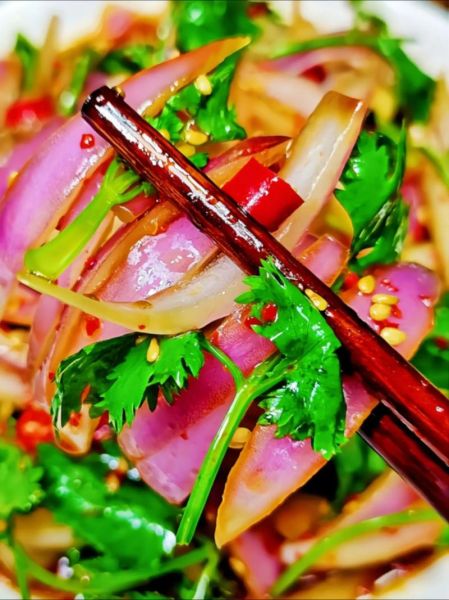 凉拌紫甘蓝洋葱怎么做_紫甘蓝洋葱凉拌减肥吗-第2张图片-山城妙识 凉拌紫甘蓝洋葱怎么做_紫甘蓝洋葱凉拌减肥吗-第2张图片-山城妙识