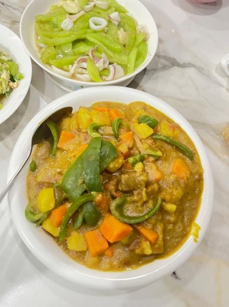 咖喱牛肉土豆胡萝卜怎么做_咖喱牛肉土豆胡萝卜家常做法-第3张图片-山城妙识