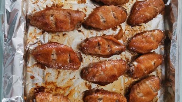 烧鸡翅怎么腌制入味_烧鸡翅烤箱温度时间-第1张图片-山城妙识