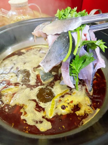 火锅鱼的做法培训_火锅鱼底料怎么炒才香-第3张图片-山城妙识