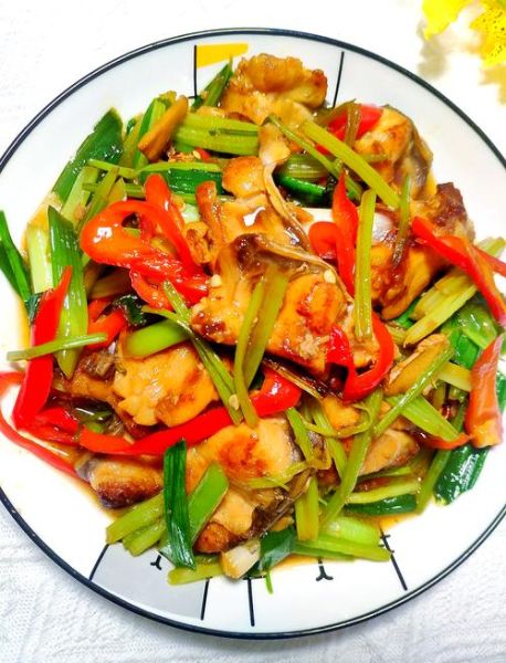 家常炸鱼块怎么做_炸鱼块怎么炸才酥脆-第2张图片-山城妙识