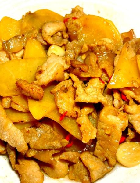 肉片炒什么菜最好吃_肉片炒菜大全-第1张图片-山城妙识