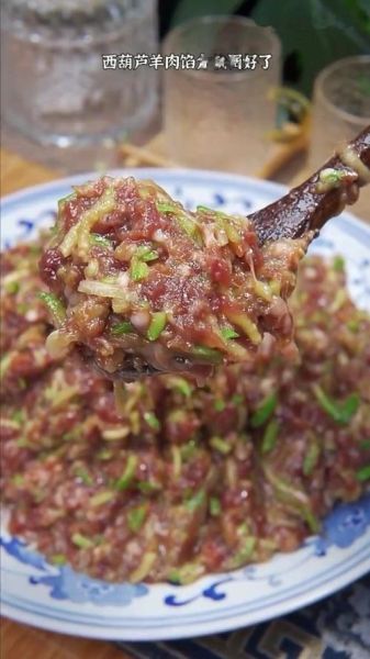羊肉水饺怎么调馅不膻_羊肉水饺做法大全-第3张图片-山城妙识