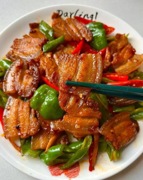 回锅肉怎么做才正宗_回锅肉用哪个部位的肉-第1张图片-山城妙识 回锅肉怎么做才正宗_回锅肉用哪个部位的肉-第1张图片-山城妙识