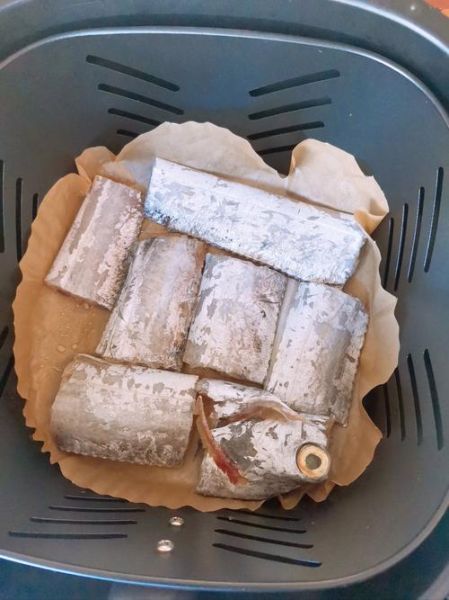 空气炸锅炸带鱼怎么做好吃_带鱼用空气炸锅要多久-第1张图片-山城妙识