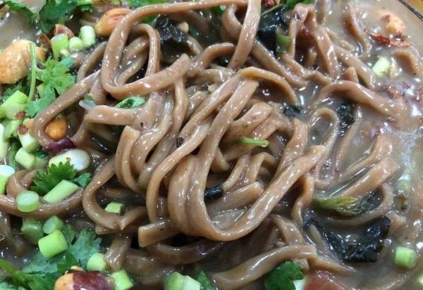 山野菜杂粮面条怎么做_山野菜杂粮面条的做法窍门-第2张图片-山城妙识
