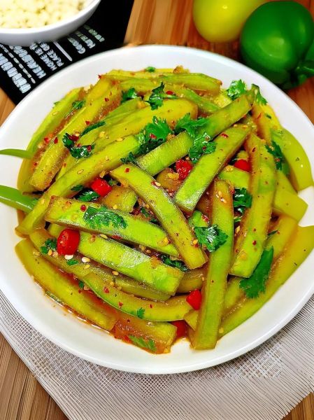 西瓜皮怎么做好吃_西瓜皮做菜有哪些做法-第2张图片-山城妙识 西瓜皮怎么做好吃_西瓜皮做菜有哪些做法-第2张图片-山城妙识