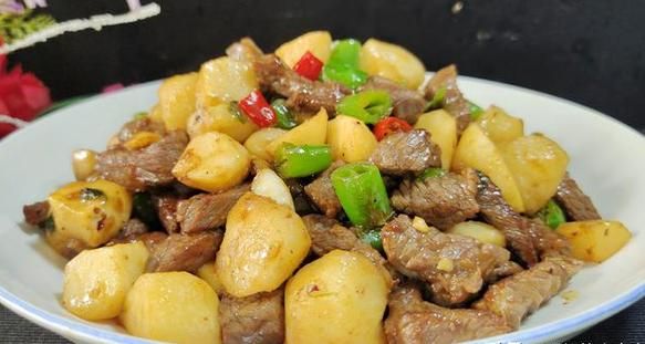 炒马蹄的做法大全_马蹄怎么炒才脆甜-第3张图片-山城妙识