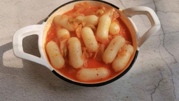 白菜炒年糕怎么做_白菜炒年糕家常做法-第3张图片-山城妙识