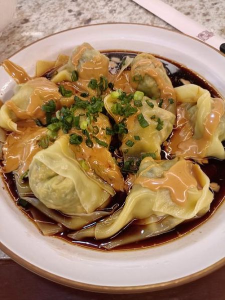 上海特色小吃有哪些_哪里能吃到最正宗-第2张图片-山城妙识