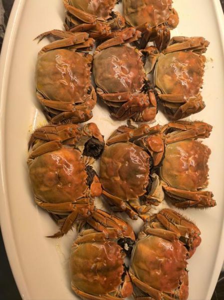 大闸蟹怎么吃才好吃_清蒸大闸蟹的正确吃法-第1张图片-山城妙识