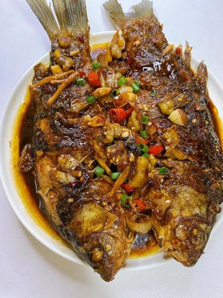 烧鱼怎么做好吃_烧鱼用什么配料-第1张图片-山城妙识 烧鱼怎么做好吃_烧鱼用什么配料-第1张图片-山城妙识