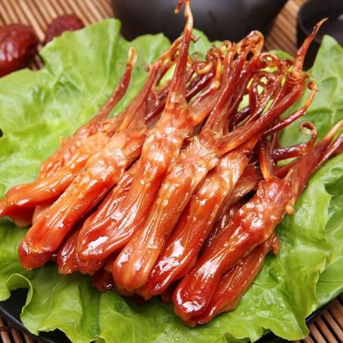 鸭舌头哪个部位不能吃_鸭舌根部的白色硬骨-第1张图片-山城妙识