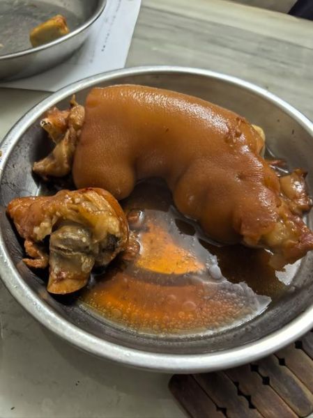 卤猪蹄图片大全高清图片_卤猪蹄怎么做才软糯不腻-第1张图片-山城妙识 卤猪蹄图片大全高清图片_卤猪蹄怎么做才软糯不腻-第1张图片-山城妙识