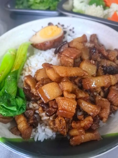 台湾卤肉饭怎么做_台湾卤肉饭哪家最正宗-第1张图片-山城妙识 台湾卤肉饭怎么做_台湾卤肉饭哪家最正宗-第1张图片-山城妙识