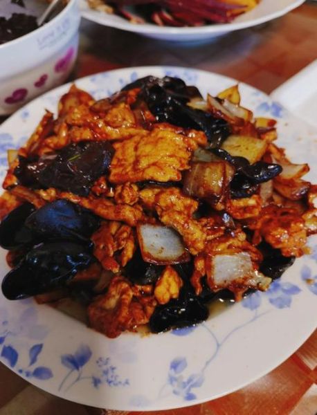 家常过油肉怎么做才嫩_过油肉滑嫩技巧-第2张图片-山城妙识