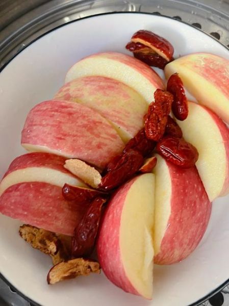 苹果怎样做好吃_苹果怎么做好吃又简单-第1张图片-山城妙识