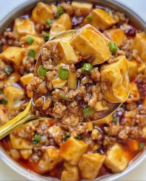 家常肉焖豆腐怎么做_肉焖豆腐用哪种豆腐最好-第1张图片-山城妙识 家常肉焖豆腐怎么做_肉焖豆腐用哪种豆腐最好-第1张图片-山城妙识