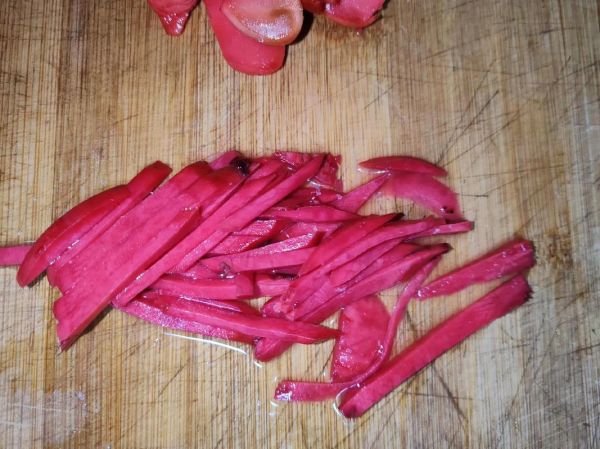 胭脂萝卜泡菜怎么做_胭脂萝卜泡菜腌制几天能吃-第3张图片-山城妙识 胭脂萝卜泡菜怎么做_胭脂萝卜泡菜腌制几天能吃-第3张图片-山城妙识