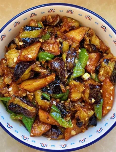 地三鲜怎么做才好吃_地三鲜茄子要不要先炸-第1张图片-山城妙识