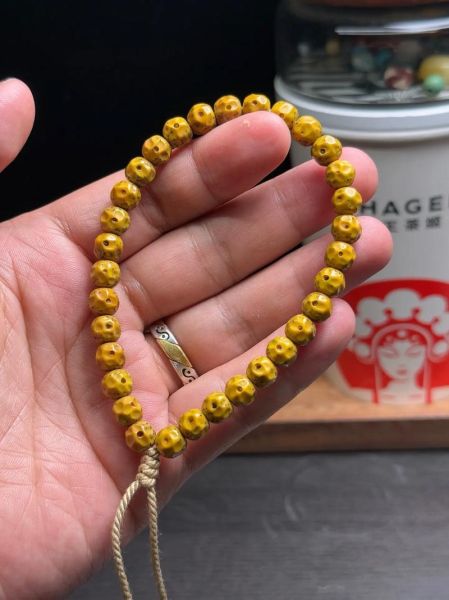 鸡油黄星月是什么_如何辨别真假-第2张图片-山城妙识 鸡油黄星月是什么_如何辨别真假-第2张图片-山城妙识