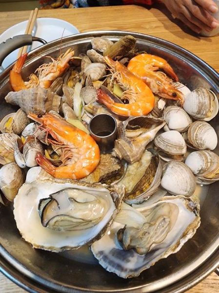 什锦海鲜锅怎么做_什锦海鲜锅需要哪些食材-第1张图片-山城妙识 什锦海鲜锅怎么做_什锦海鲜锅需要哪些食材-第1张图片-山城妙识