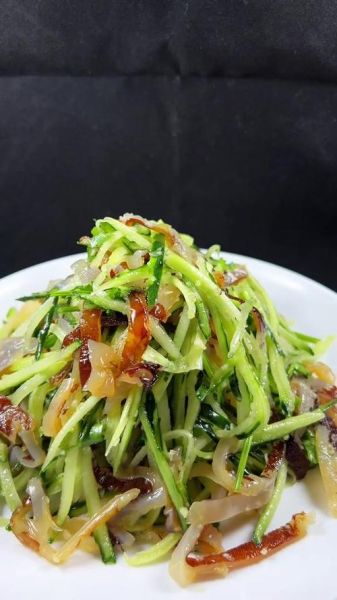 凉拌海蜇丝要不要焯水_焯水多久才脆嫩-第1张图片-山城妙识 凉拌海蜇丝要不要焯水_焯水多久才脆嫩-第1张图片-山城妙识