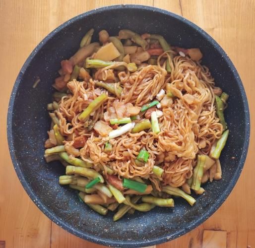 焖面怎么做才好吃_焖面做法大全带图片-第1张图片-山城妙识