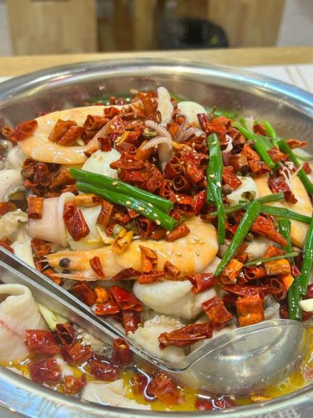 水煮鱼整条鱼的做法_水煮鱼整条鱼怎么做好吃-第3张图片-山城妙识