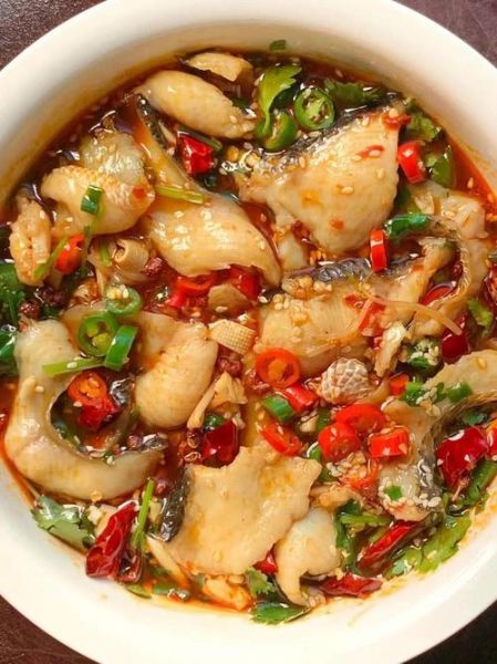 水煮鱼整条鱼的做法_水煮鱼整条鱼怎么做好吃-第1张图片-山城妙识