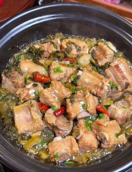 酸菜炖排骨怎么做_正宗东北做法-第1张图片-山城妙识 酸菜炖排骨怎么做_正宗东北做法-第1张图片-山城妙识