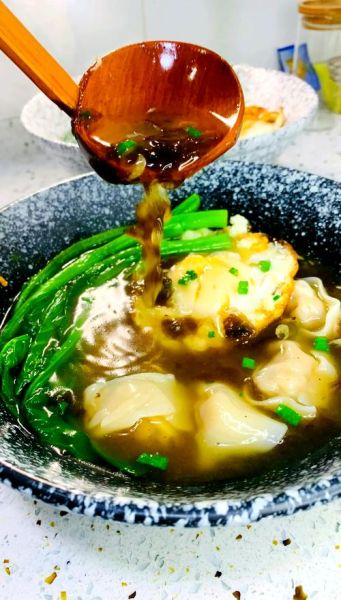 馄饨怎么包才不散_馄饨汤怎么调才鲜美-第3张图片-山城妙识