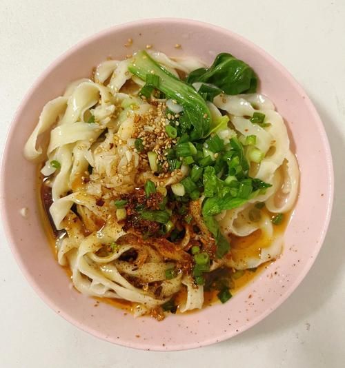 油泼面怎么做_家常油泼面做法步骤-第3张图片-山城妙识 油泼面怎么做_家常油泼面做法步骤-第3张图片-山城妙识