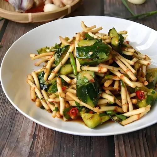 凉拌鱼腥草要焯水吗_鱼腥草焯水多久合适-第1张图片-山城妙识