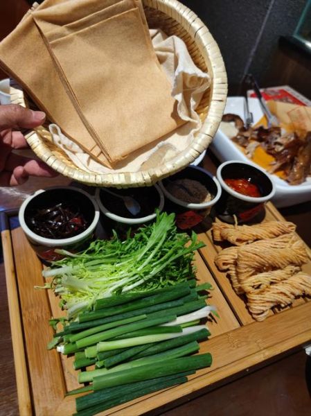 煎饼卷大葱怎么做_正宗山东吃法-第2张图片-山城妙识 煎饼卷大葱怎么做_正宗山东吃法-第2张图片-山城妙识