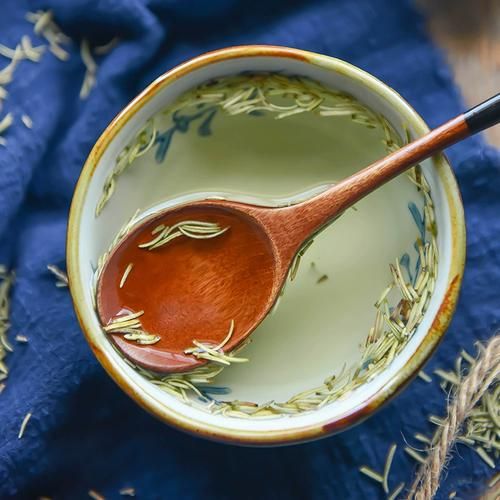 迷迭香茶的功效与作用_迷迭香茶怎么喝才健康-第3张图片-山城妙识