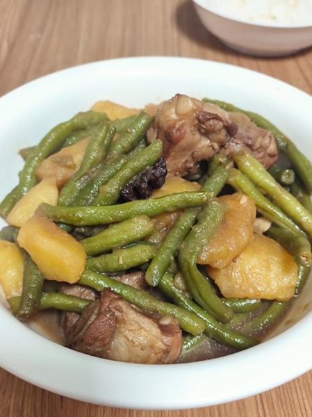 土豆排骨炖豆角怎么做_家常做法步骤详解-第1张图片-山城妙识 土豆排骨炖豆角怎么做_家常做法步骤详解-第1张图片-山城妙识