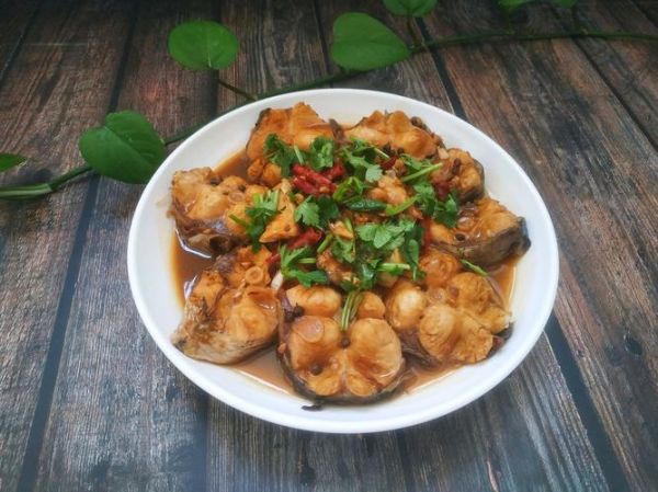 家常炖草鱼块怎么做_草鱼块炖多久才入味-第3张图片-山城妙识 家常炖草鱼块怎么做_草鱼块炖多久才入味-第3张图片-山城妙识