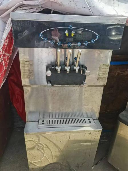 二手冰淇淋机多少钱一台_二手冰淇淋机价格影响因素-第3张图片-山城妙识