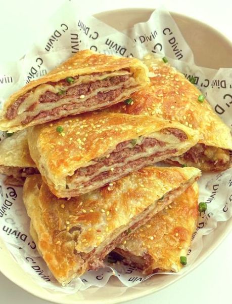 如何做出酥脆蓬松的饼_家庭饼的做法和配方-第1张图片-山城妙识