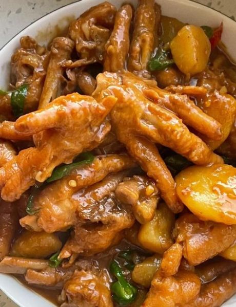 酱焖鸡爪怎么做_酱焖鸡爪需要焯水吗-第1张图片-山城妙识