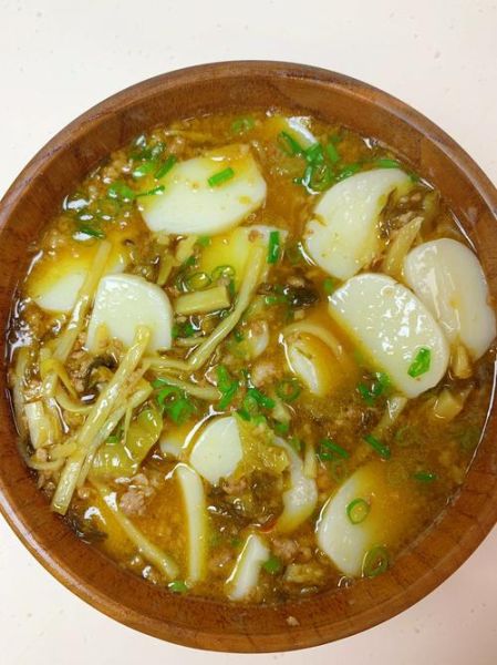 辣白菜年糕汤怎么做_辣白菜年糕汤正宗做法-第2张图片-山城妙识