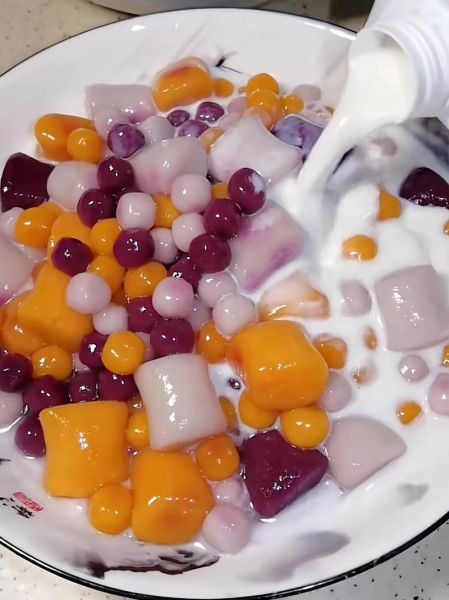 芋圆椰汁西米露怎么做_芋圆椰汁西米露热量高吗-第1张图片-山城妙识 芋圆椰汁西米露怎么做_芋圆椰汁西米露热量高吗-第1张图片-山城妙识