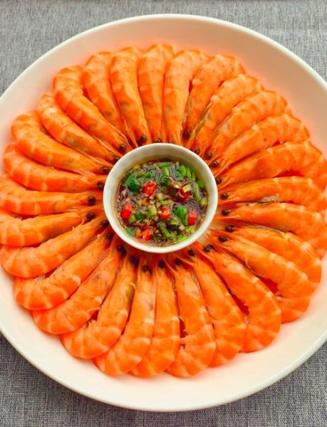 虾吃什么食物_虾吃什么长得快-第1张图片-山城妙识