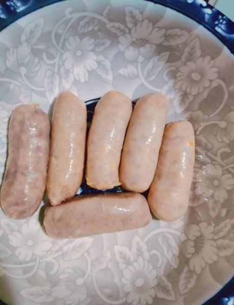 煎香肠怎么不粘锅_煎香肠用不用放油-第1张图片-山城妙识 煎香肠怎么不粘锅_煎香肠用不用放油-第1张图片-山城妙识