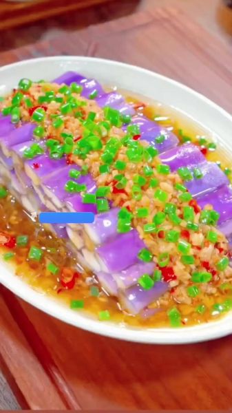 蒜泥茄子怎么做_蒜泥茄子需要蒸多久-第1张图片-山城妙识