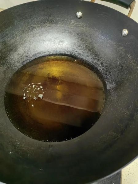 炸小鱼怎么做才酥脆_炸小鱼用什么鱼最好-第1张图片-山城妙识 炸小鱼怎么做才酥脆_炸小鱼用什么鱼最好-第1张图片-山城妙识