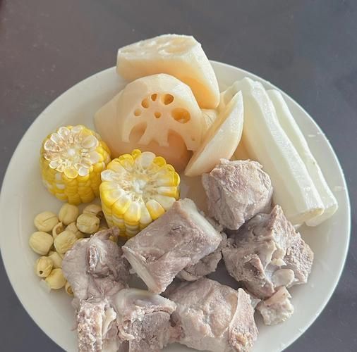 玉米莲藕排骨汤的功效与作用_孕妇能喝吗-第3张图片-山城妙识