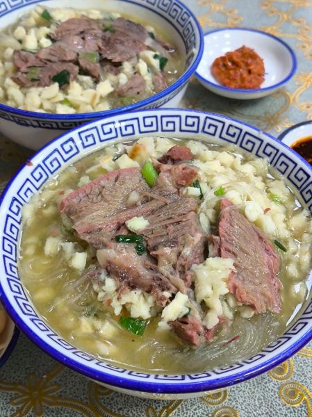 羊肉泡馍的由来是什么_羊肉泡馍怎么做才正宗-第2张图片-山城妙识