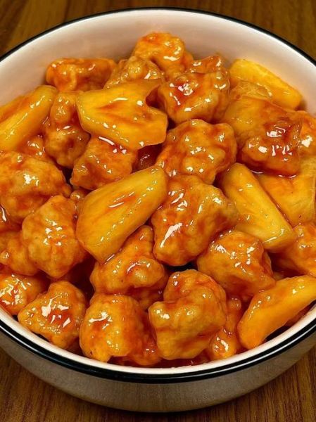 菠萝咕噜肉和糖醋里脊的区别_哪个更好吃-第3张图片-山城妙识